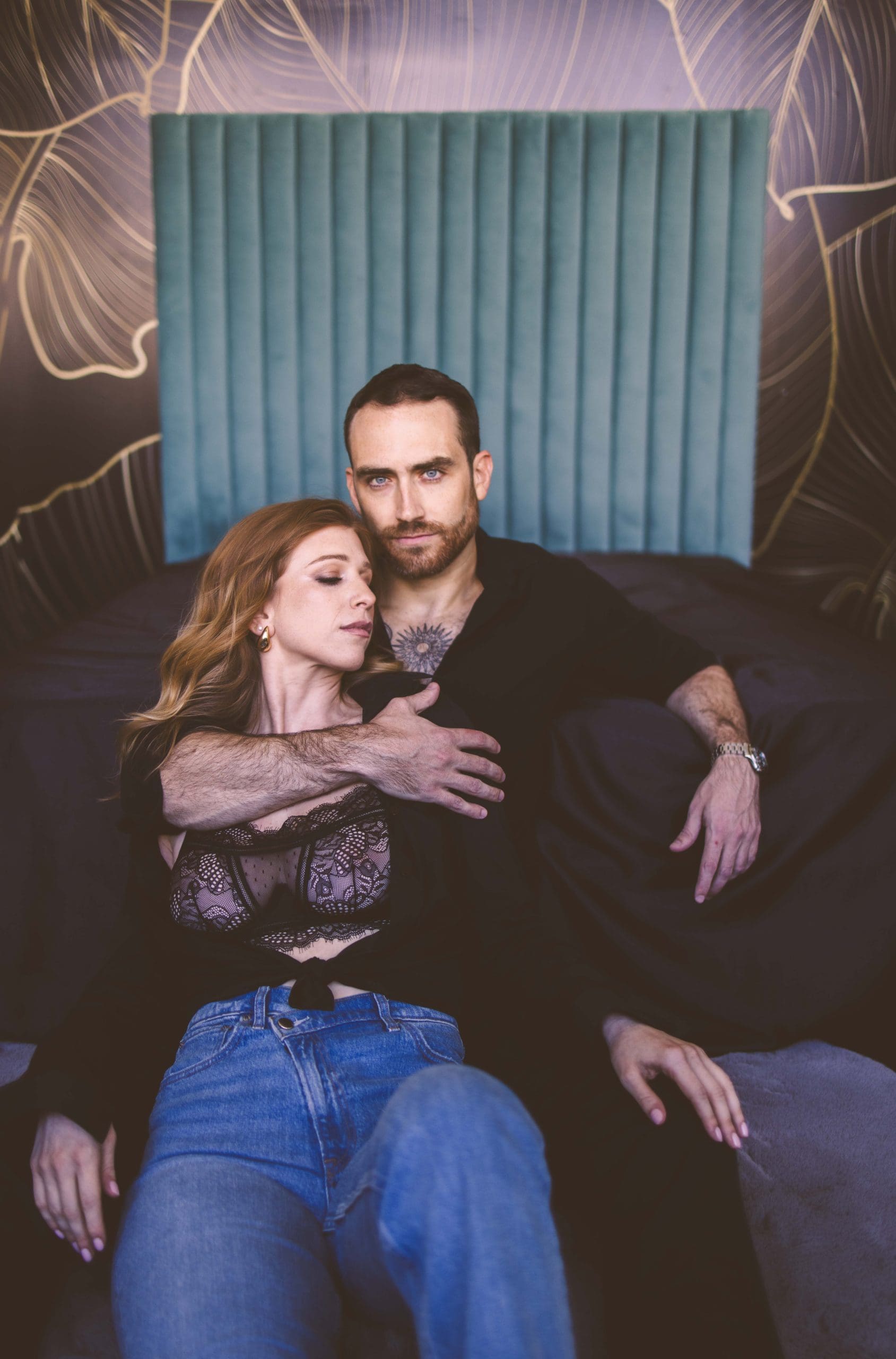 10 Essential Tips for Stunning Couple Boudoir Photos